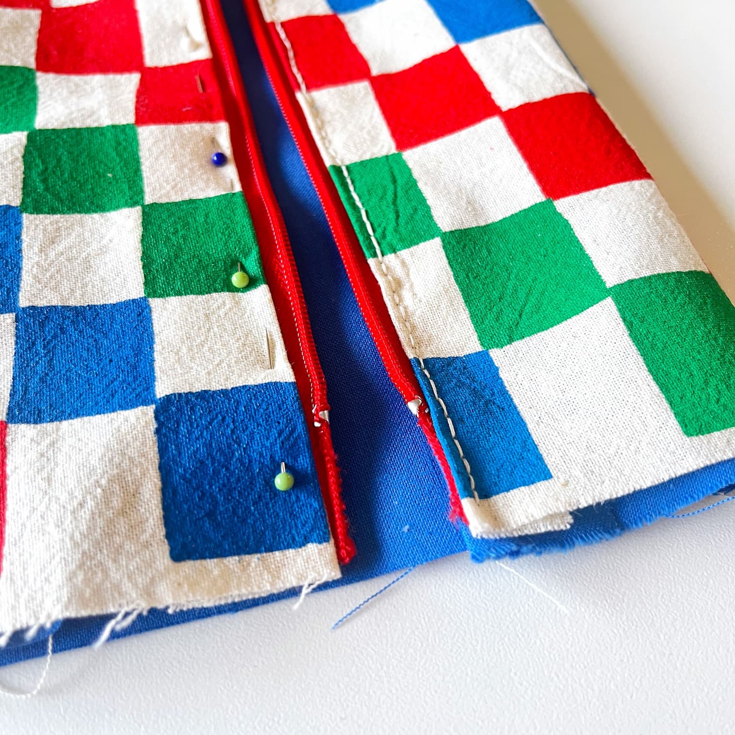 DIY: So gestalten Sie Ihre Federmappe nach Ihren Wünschen | Caran d'Ache